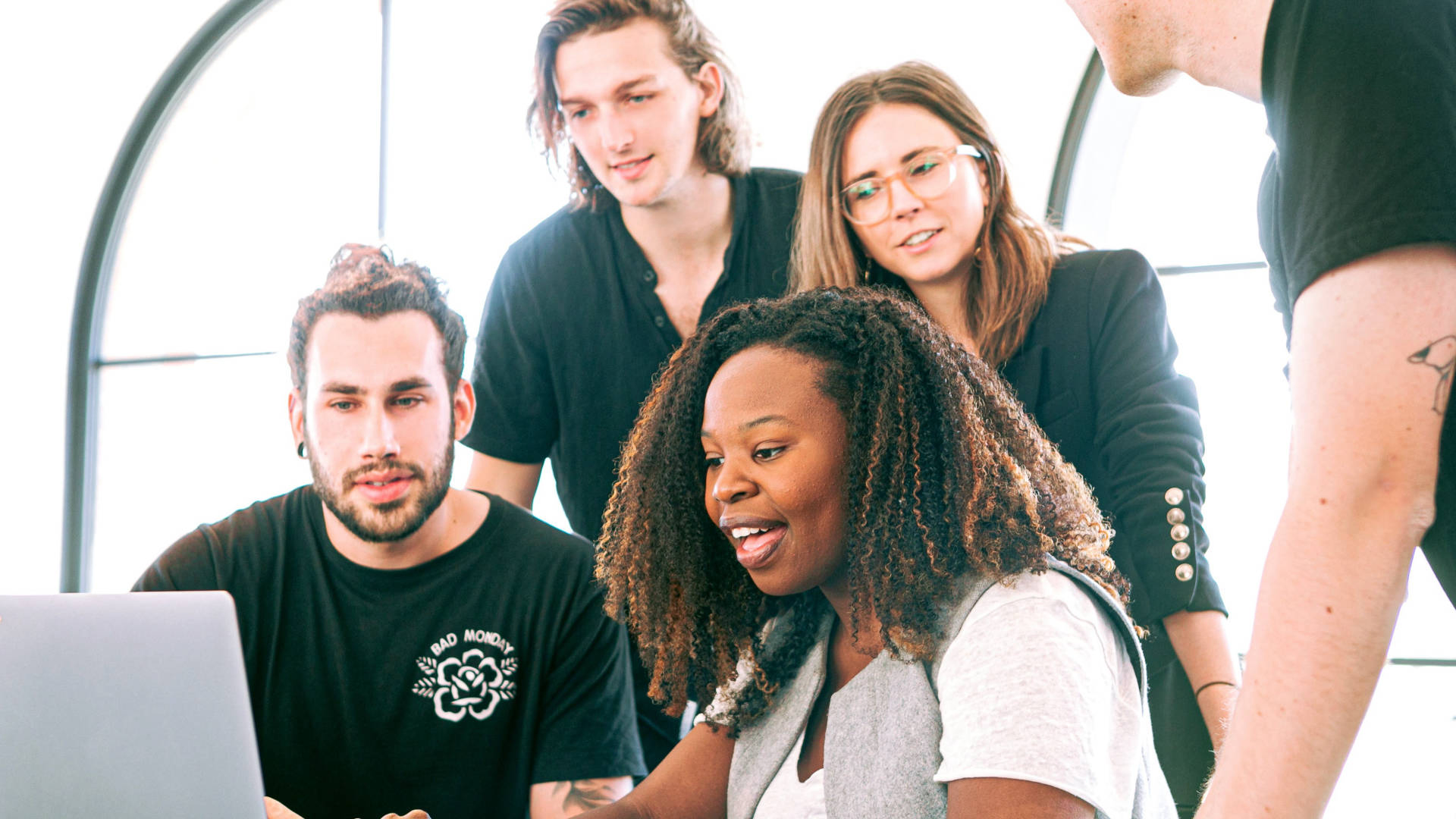 What happens if one of the co-founders of my startup leaves? | Article – HSBC Business Go