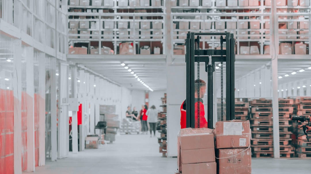 Logistics Arrangement and Management for Businesses | Article – HSBC ...