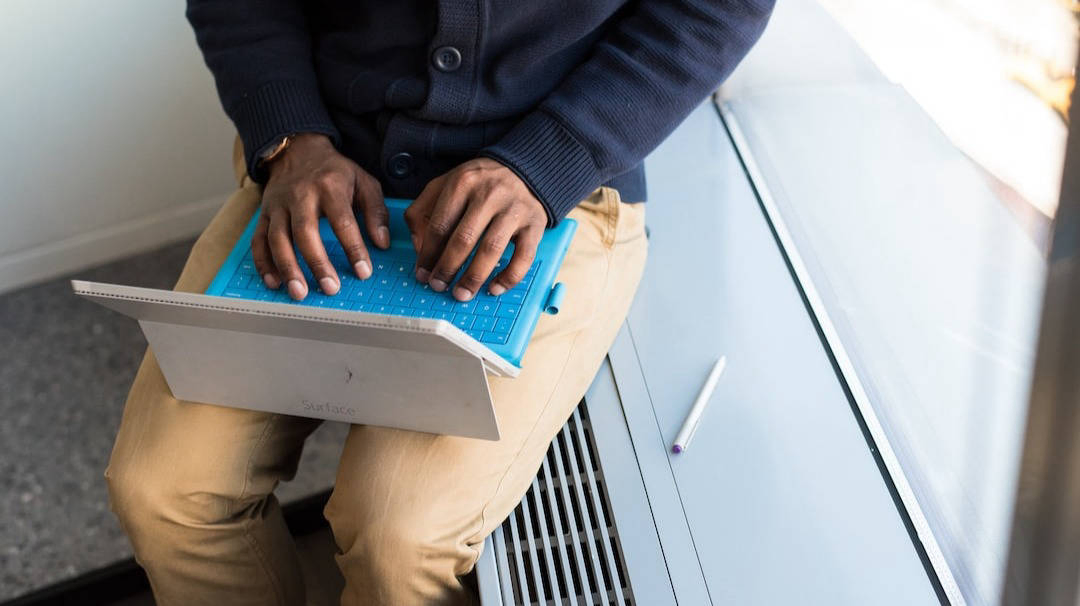 What Distinguishes a SaaS Platform from Regular Software Applications ...